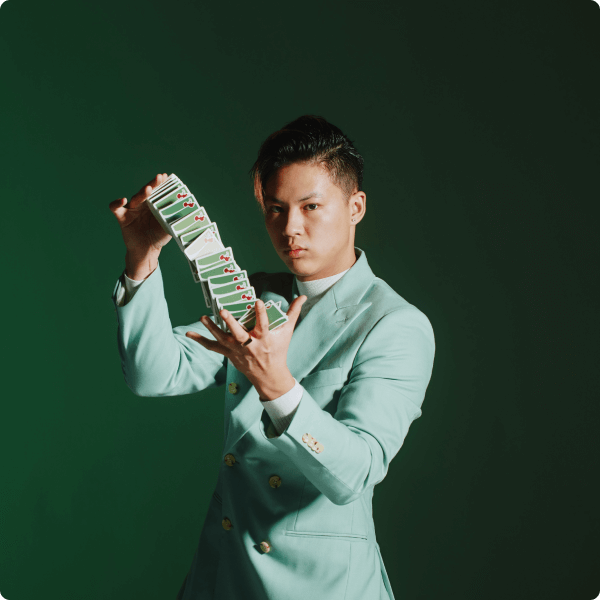 Kevin Li Magic | About